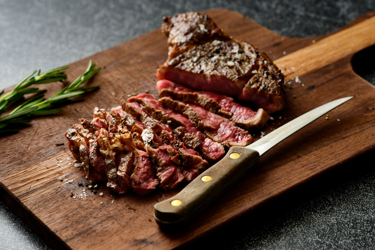 How to Grill a Grass Fed Steak – Grand View Beef