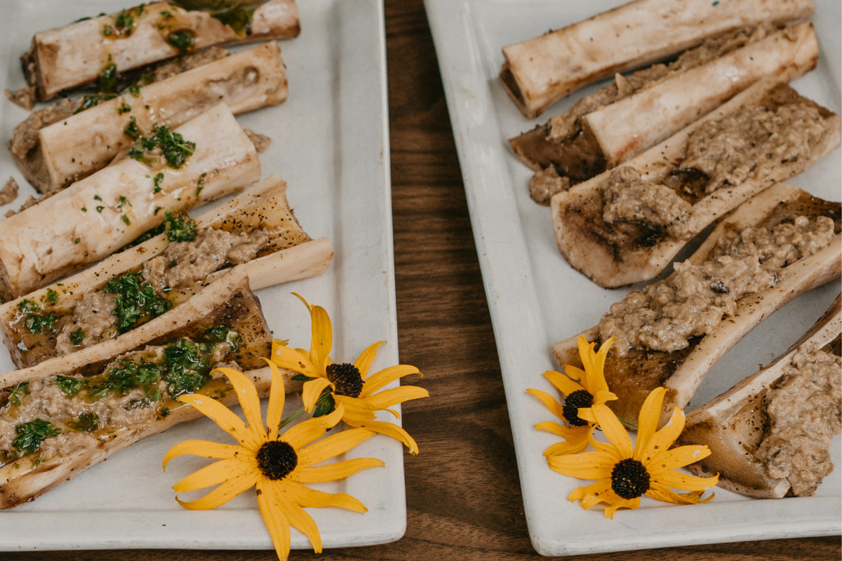 Roasted Canoe Cut Marrow Bones – Grand View Beef
